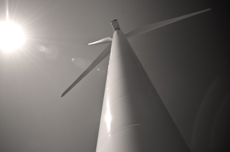 WDIV-TV Local 4 news in Detroit anchors Evrod Cassimy and Ben Bailey ...